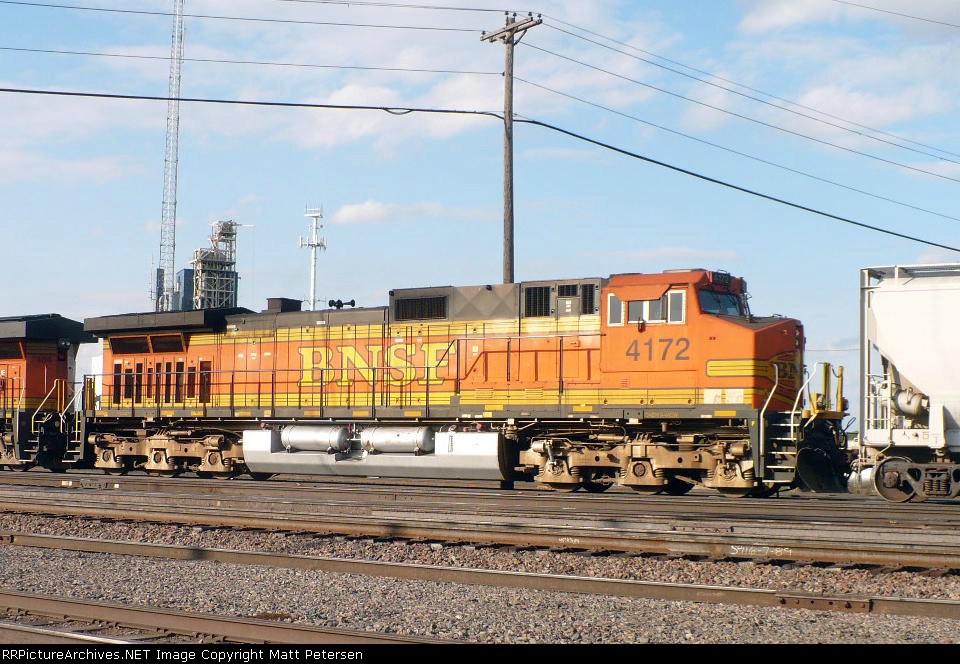 BNSF 4172